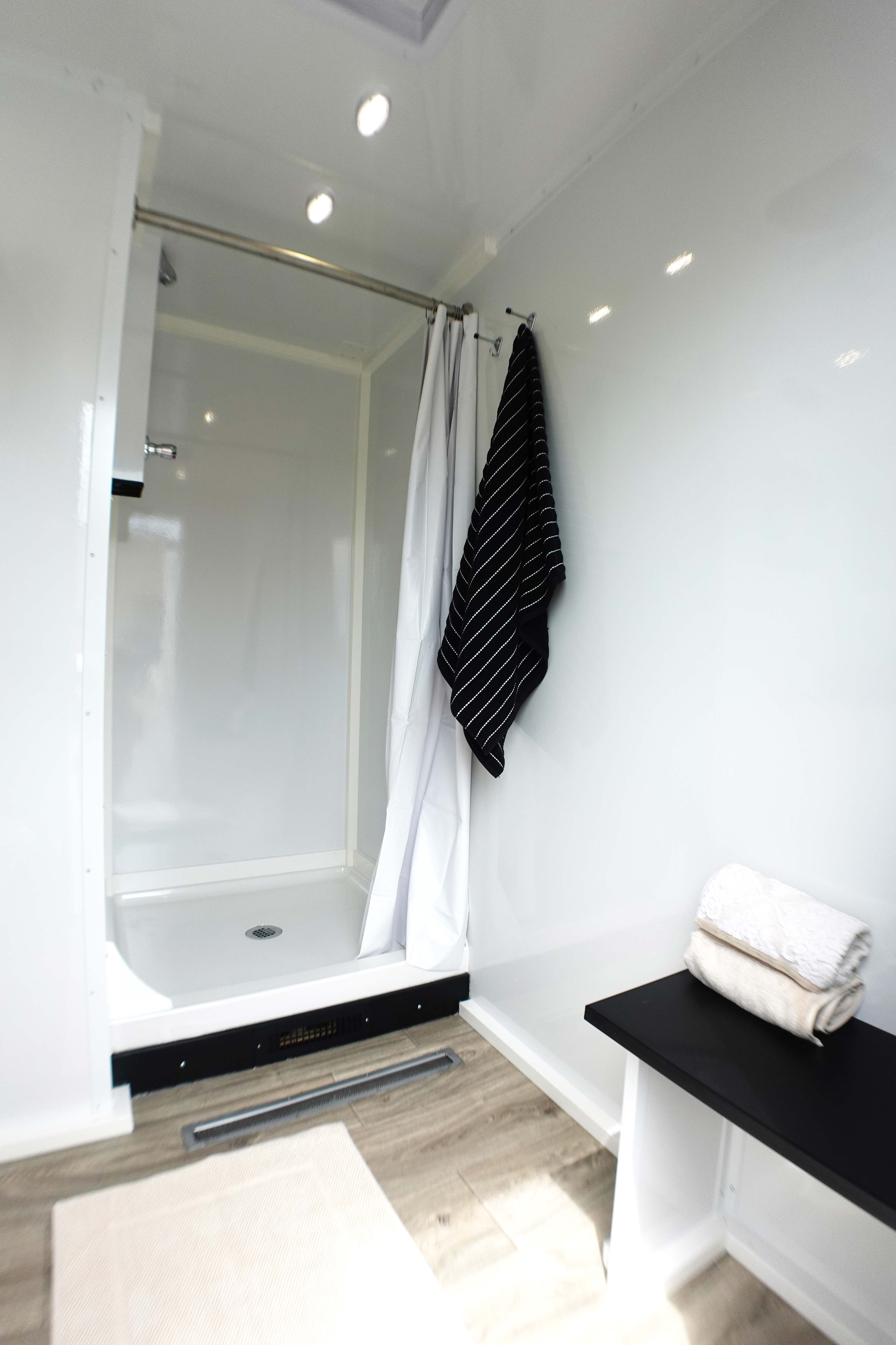 2 Station Shower Restroom Combo Trailer - Shower Trailer for Sales